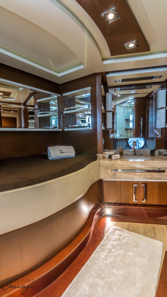 Yacht AZIMUT YCG 120', Azimut | CHARTERWORLD Luxury Superyacht Charters